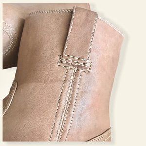 Frye | Shoes | Frye Anna Short Light Tan Leather Pull On Comfy Casual ...